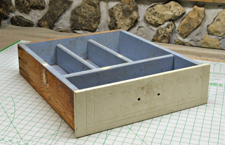 Repurposed Old Kitchen Drawer - Rock Creek DIY